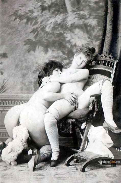 Vintage Ass Porn Pics Nude Booty Photos In Retro Big Butt Sex Scenes