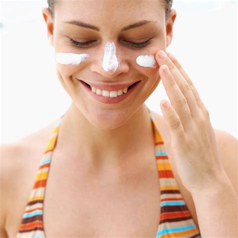 Sunscreen Contouring Tutto Su Questo Sconvolgente Trend E Le