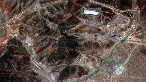 ಇರಾನ್ ಪರಮಾಣು ನೆಲೆಗಳ ಮೇಲೆ ಅಮೆರಿಕ ವೈಮಾನಿಕ ದಾಳಿ ಮೂರು ಪರಮಾಣು ತಾಣಗಳ ಮೇಲೆ