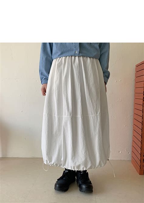바온 미나타 스트링 벌룬 밴딩 스커트 2color