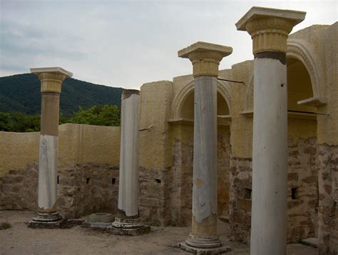 Ехо от Войната на буквите християни еретици или пияници са българите Спомен