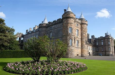 더 로얄 에딘버러 패스 에든버러 성 브리타니아 왕립 궁전 홀리루드하우스 궁전