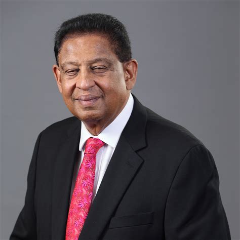 Vallibel One Plc Leadership