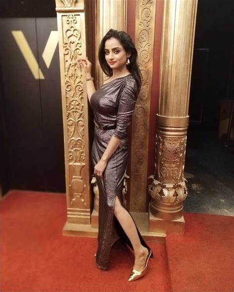 Madirakshi Mundles Feet