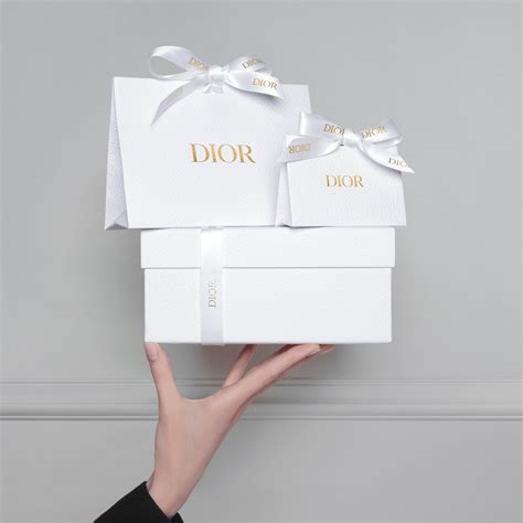 Avantages E Boutique Dior Fr