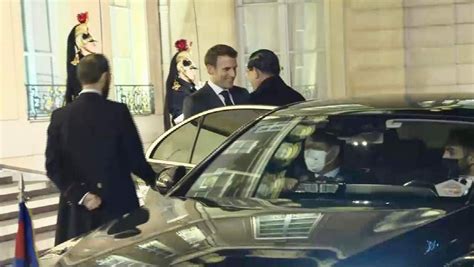 Update សម្ដេចតេជោ ហ៊ុន សែន អញ្ជើញធ្វើសន្និសីទរួមគ្នាជាមួយប្រធានាធិបតីបារាំង នគរដ្រេហ្គន