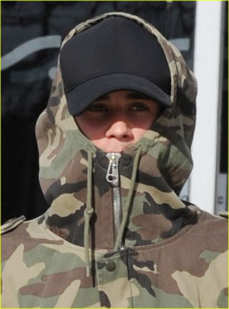 Justin Bieber Goes Camo Arrving In London Before Brit Awards 2016