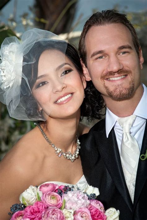 Nick Vujicic Girlfriend
