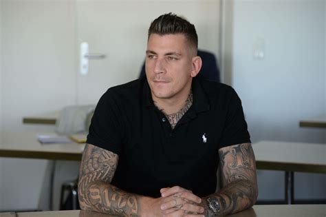 Hamburger Skandal Rapper Gzuz Wird Früher Aus Haft Entlassen Mopo