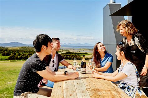 Iconic East Coast Day Tour From Hobart Klook