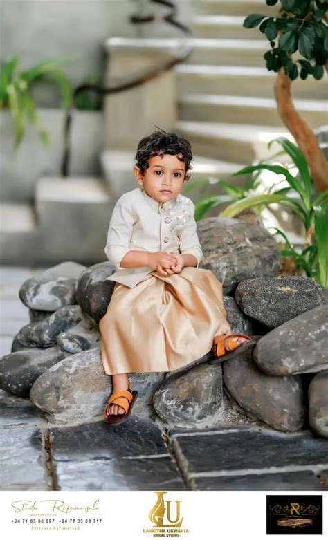 Photos Roshan Ranawana