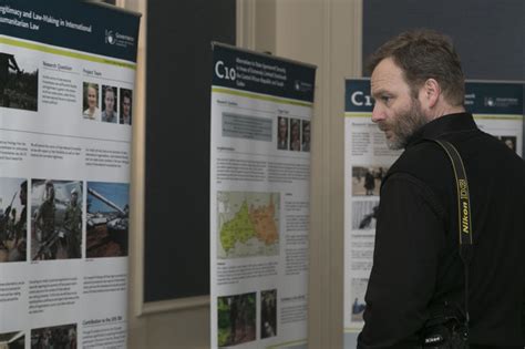 Constructivism Meets Globalization • Collaborative Research Center Sfb 700 Governance In