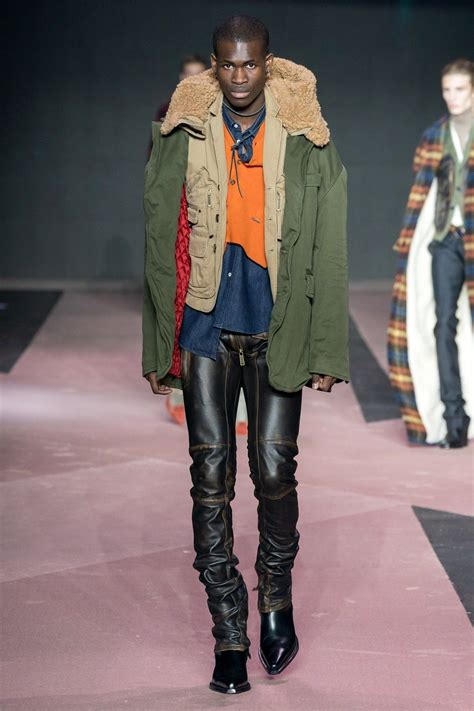 Dsquared2 Herbst/Winter 2020-2021 Ready-to-Wear - Kollektion | Vogue ...
