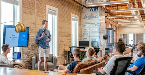 harnessing the power of real time analytics with sap hana