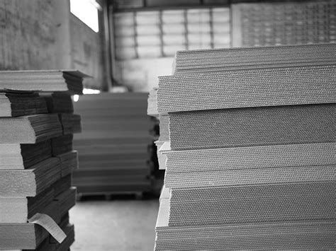 แผ่นกระดาษลูกฟูก 3 ชั้น