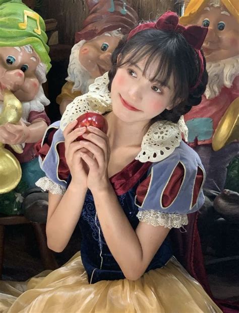 Pin Su Disney Princesses Fan Album Ulzzang