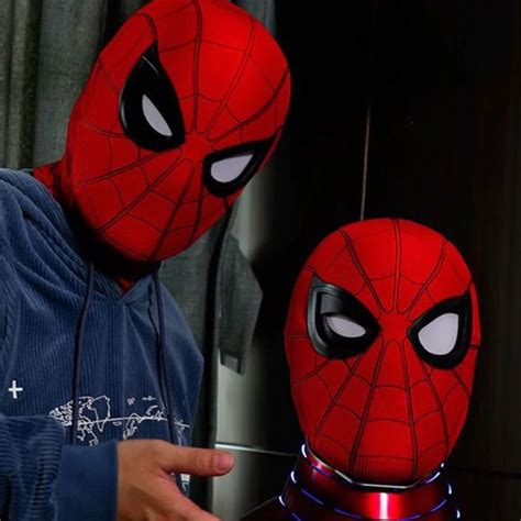 Spiderman Mask And Glove إنزوي