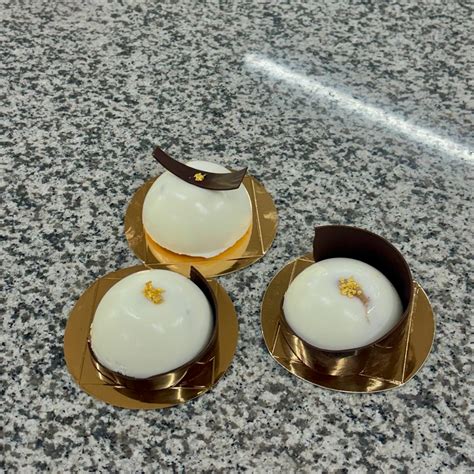 우송정보대학 제과제빵학부 머랭퍼프페이스트리and나비퍼프페이스트리 1학년 1학기 과자류제품재료혼합 김원모교수님 제과 제빵 제과제빵 제과기능사