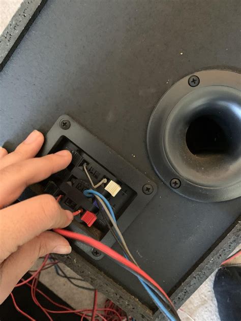 How Do I Connect All Six Of These Speaker Wire Slots Into My 2 Speaker Wire Port System R