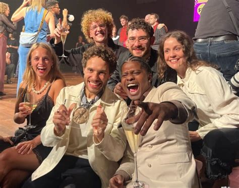 Daniël Kolf Wint Toneelprijs Theo Dor De Ware Tijd