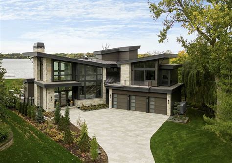 Lake Minnetonka House Blends Modern Elegance With The Beauty Of