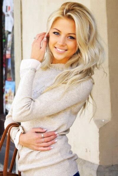 Athletic4ux Babes Pin 33718520