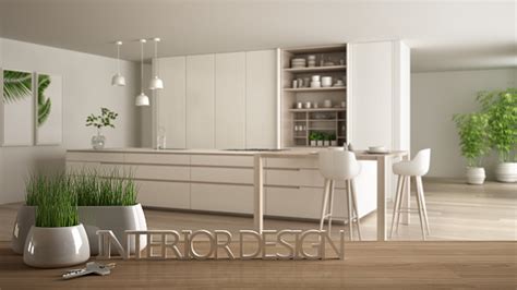 나무로 되는 테이블 책상 또는 선반 잔디 식물 집 키 및 3d 편지 단어 인테리어 디자인 흐리게 현대 부엌 프로젝트 개념 복사 공간 배경 만들기 가구에 대한 스톡 사진 및