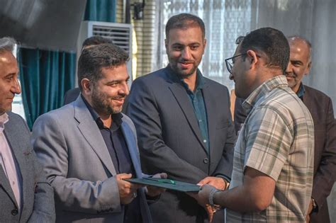 شبستان عکس اختتامیه هفته هنر انقلاب اسلامی در کانون ‌دوستان آسمانی