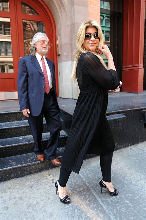 kirstie alley s feet