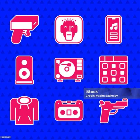 비닐 디스크 복고풍 오디오 카세트 테이프 권총 또는 총 드럼 머신 음악 후디 스테레오 스피커 음악과 돈 아이콘비닐 플레이어를 설정합니다 벡터 Mp3 플레이어에 대한 스톡