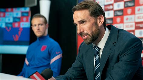 Boddingtons Old Cream Of Manchester Advert Filmed On The Canals