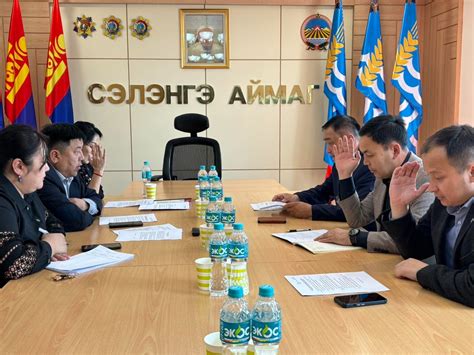 АЙМГИЙН ИТХ ЫН ЗӨВЛӨЛ ХУРАЛДАЖ БАЙНА