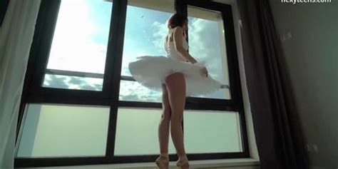 Alica Bruno Smoking Hot Flexible Girl