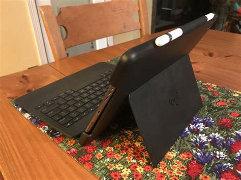 Logitech Slim Combo Keyboard Case For Ipad Pro At Rachael Sattler Blog