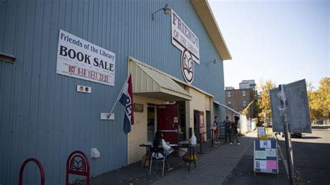 Old Books Receive New Life At Community Book Sale The Ithacan