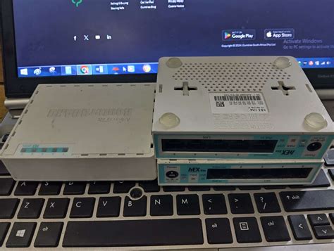 Hubs Switches MikroTik HEX Lite Port Ethernet Desktop Router RB R Was Listed For