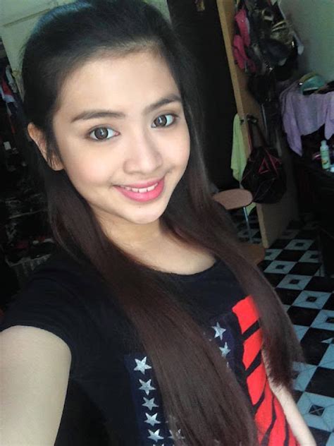 Karmila Gadis Cantik Cari Teman Baru