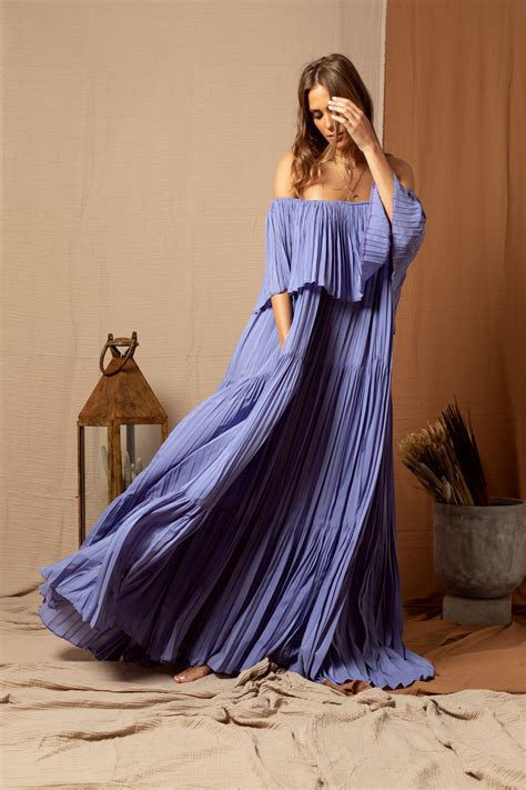 Rochie Ampla Din Batist Cu Volane By Cloche Fashion