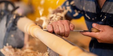 Tornos Para Madera Funcionamiento CaracterÍsticas Y Tipos