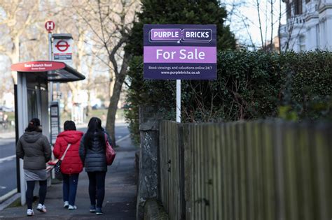 Women Face Growing Gender Housing Gap As Rents House Prices And Wage Inequality Spiral