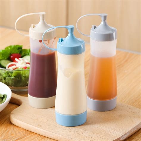 Special Savings Condiment Squeezing Bottles 11 Ounces Flip Top Hot Condiment Bottles For Oil
