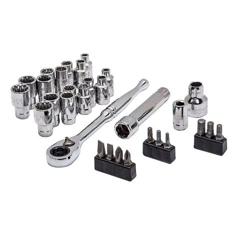 Husky 14 Inch Drive 6 Point Pass Thru Ratchet And Socket Set 30 Piece