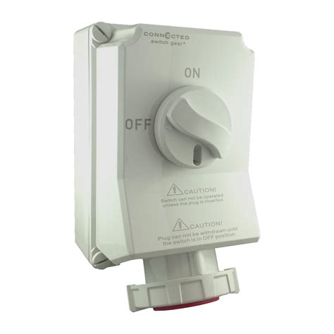 A Switched Socket Outlet Pin V IP CEE Form