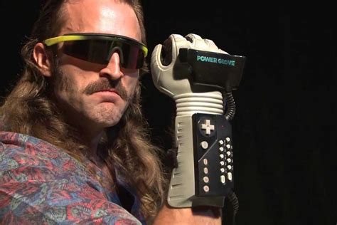 Absurdo Hacker Modifica Power Glove Da Nintendo Para Comandar Drone TecMundo
