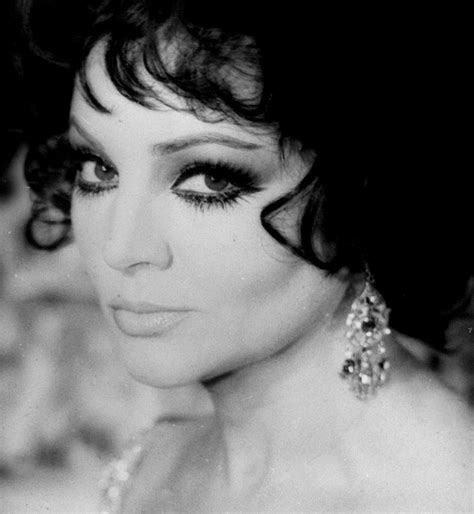 Film Noir Photos Tracking With Closeups Sara Montiel