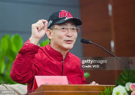 Liu Xiao Ling Tong Photos And Premium High Res Pictures Getty Images