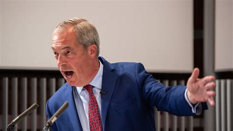 Фараж Дозвола Украјини да Западно оружје користи на територији Русије опасна ескалација — Rt