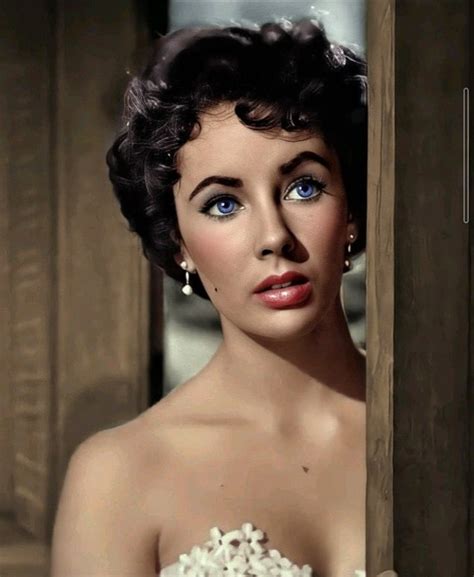 Photo Elizabeth Taylor In The 50 S Photo 32x24in Artofit