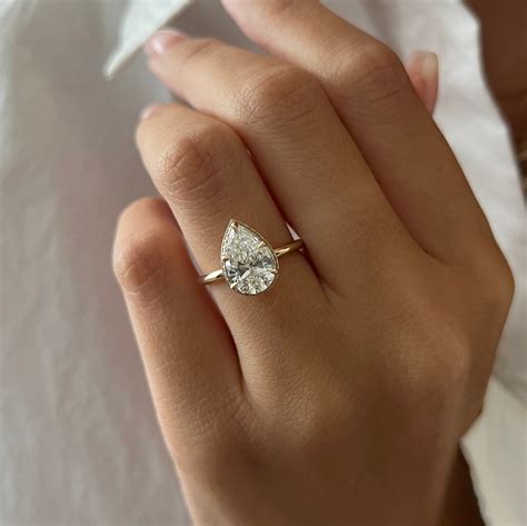 2 Carat Pear Cut Diamond Engagement Ring Edge Halo Pear Shape Lab