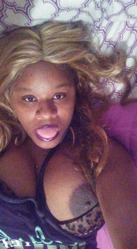 Facebook Hoe Shesfreaky
